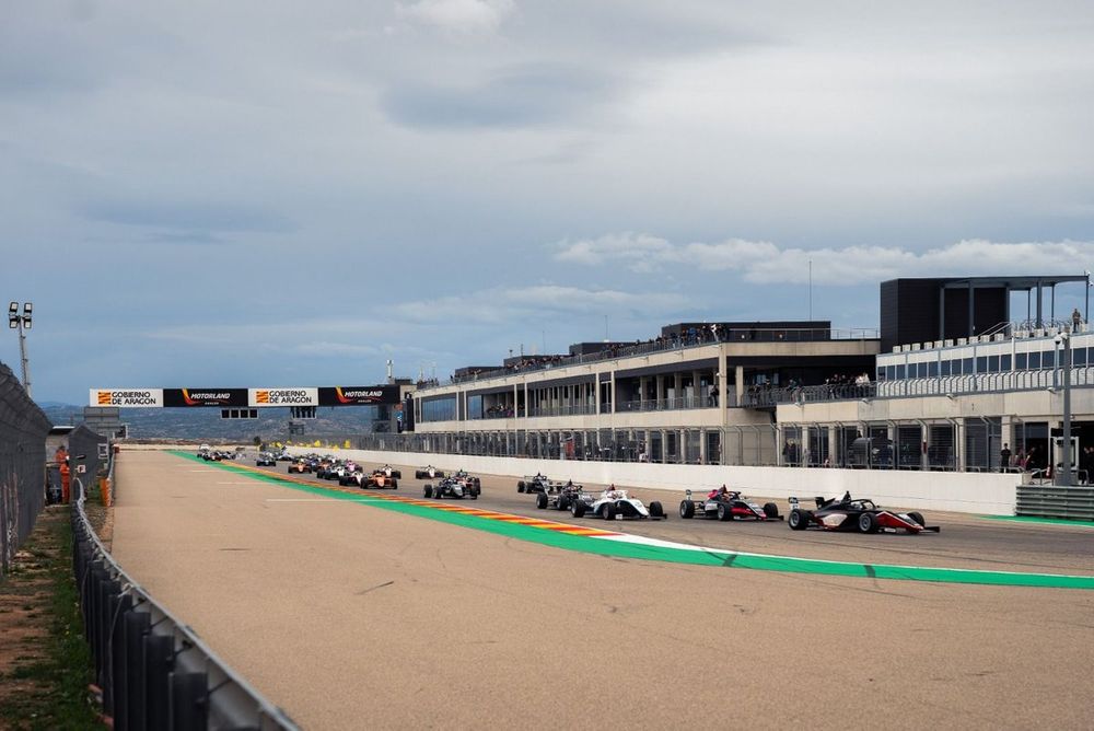 Formula Winter Series Aragon: Three new winners as title contenders ...