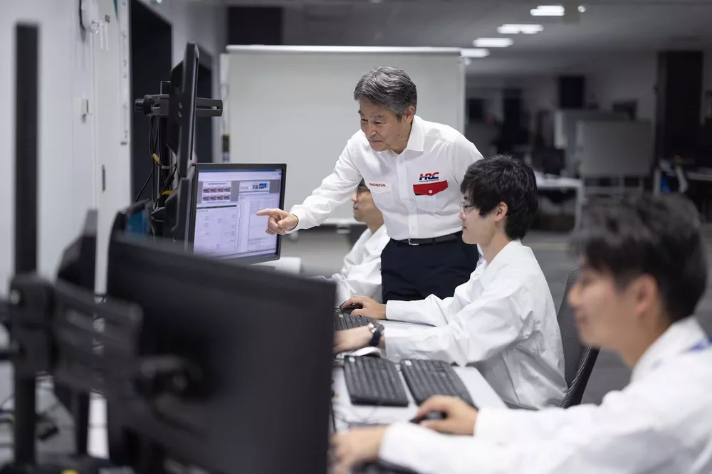 Honda ya ve la luz sobre el motor de Aston Martin para 2026