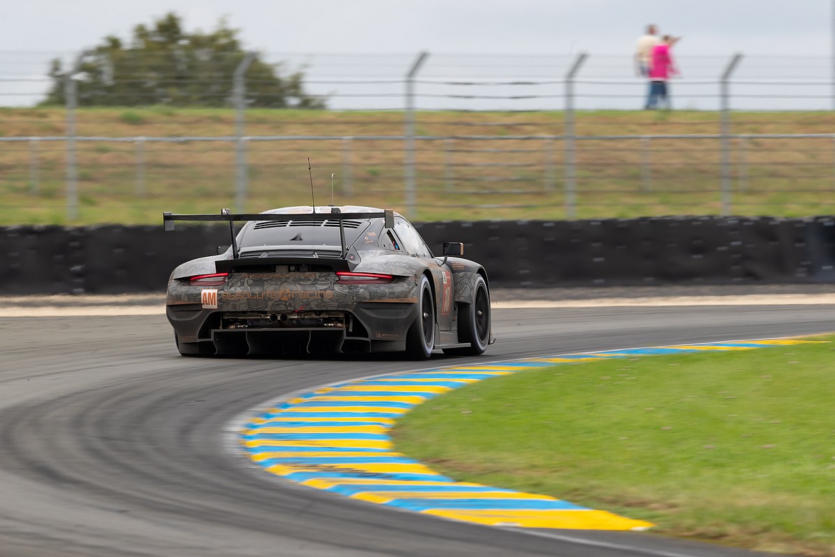 Absolute Racing Porsche team makes last-minute Le Mans return