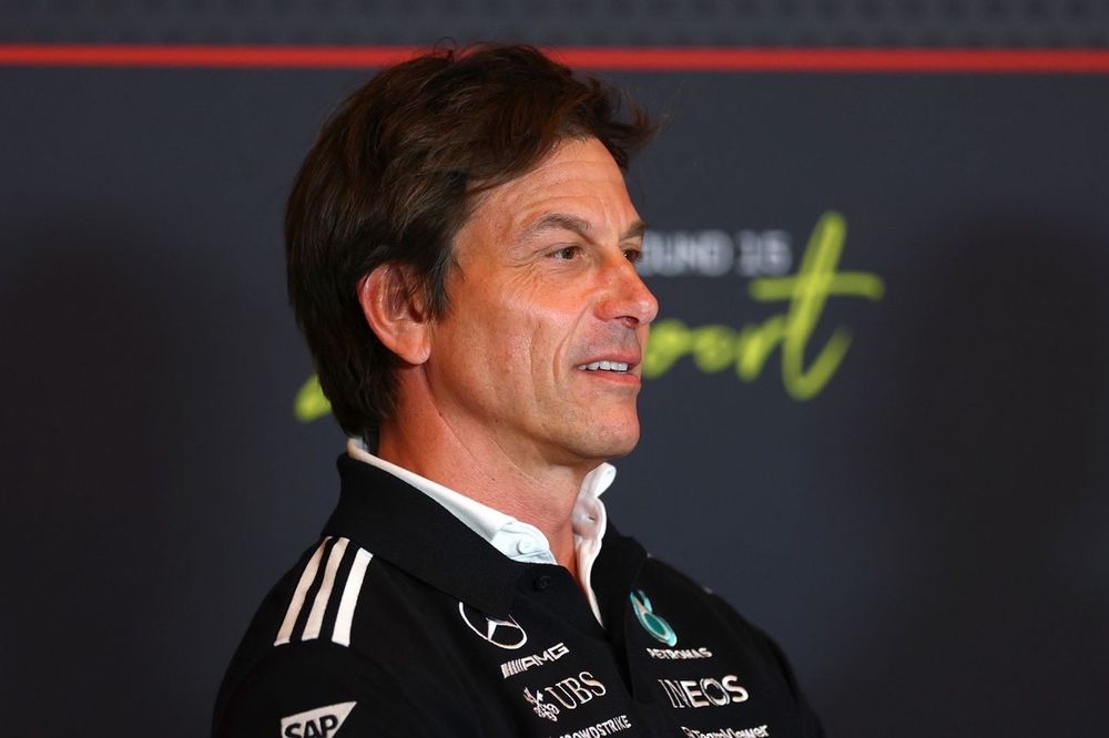 Toto Wolff reveals what would make him step down as Mercedes F1 boss