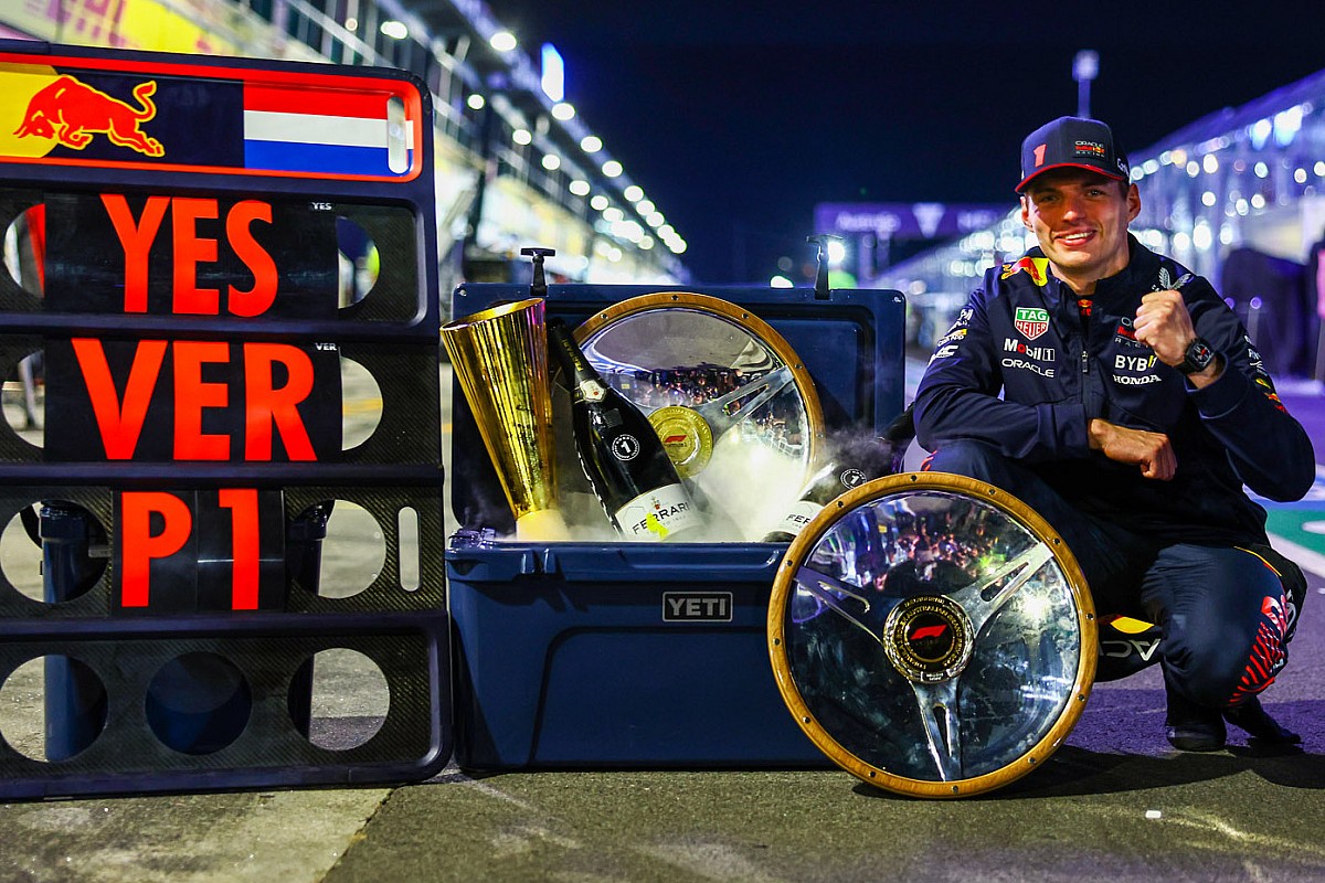 Max Verstappen wint prestigieuze Autosport Award