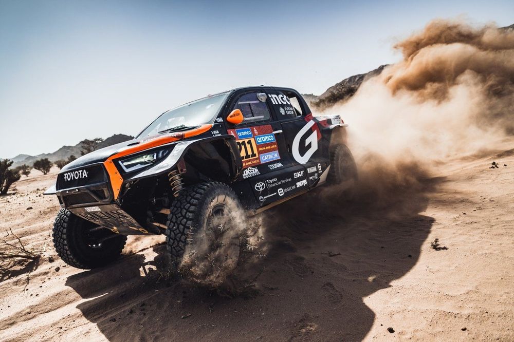 Dakar 2025: Toyota edges out Ford and Dacia as Lategan wins Prologue
