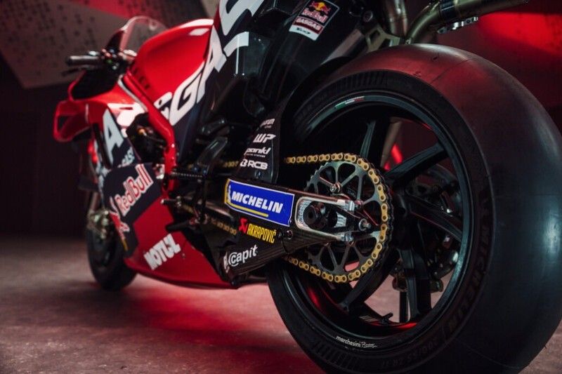 Teammanager Goyon bestätigt: Carbon-Chassis 2024 auch im Tech3-Team