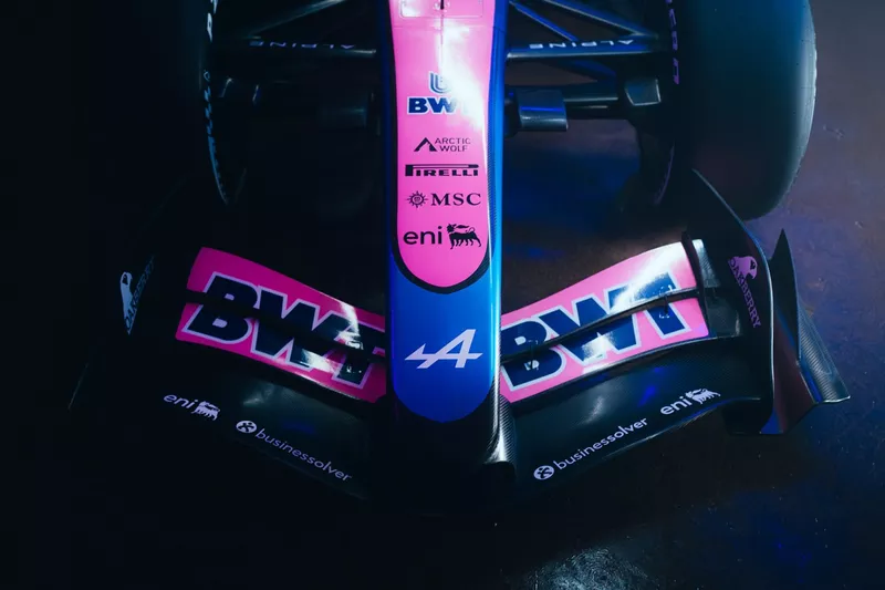 Alpine dévoile la livrée de sa F1 2026, symbole de nouveau départ à Enstone