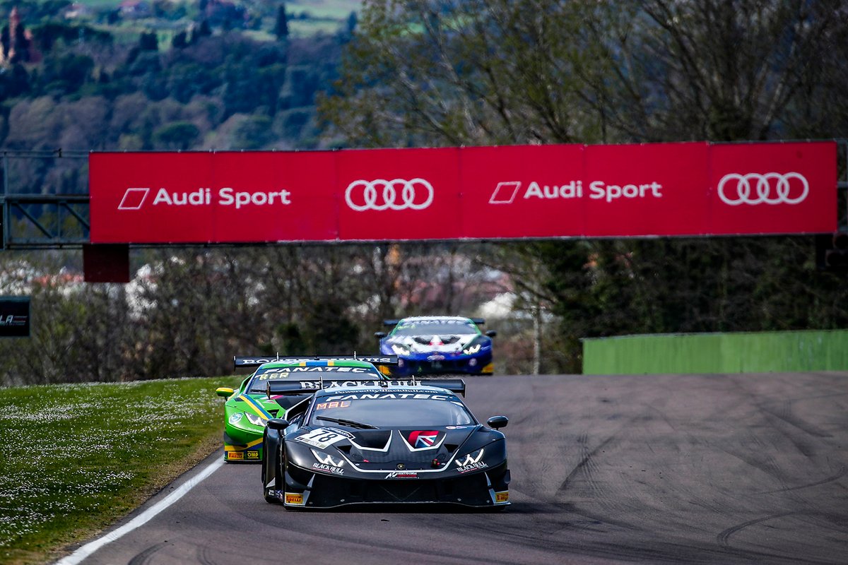 Fotogallery GTWC | L'esordio di Valentino Rossi fra i Campioni GT