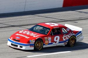 Bill Elliott Profile - Bio, News, High-Res Photos & High Quality Videos
