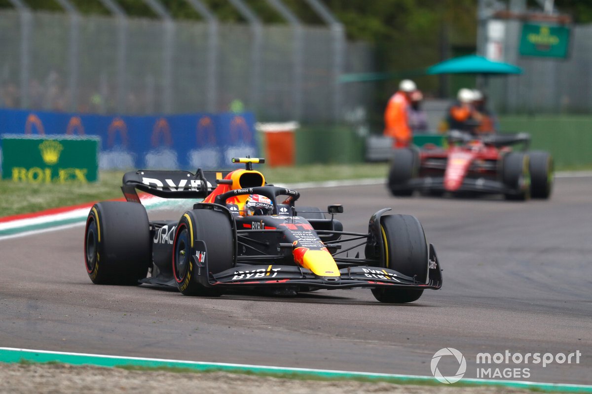 Galería: la impredecible carrera del domingo de Imola en imágenes