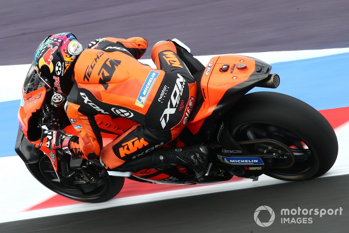 Gardner aclara la disputa con su legendario padre en redes sociales