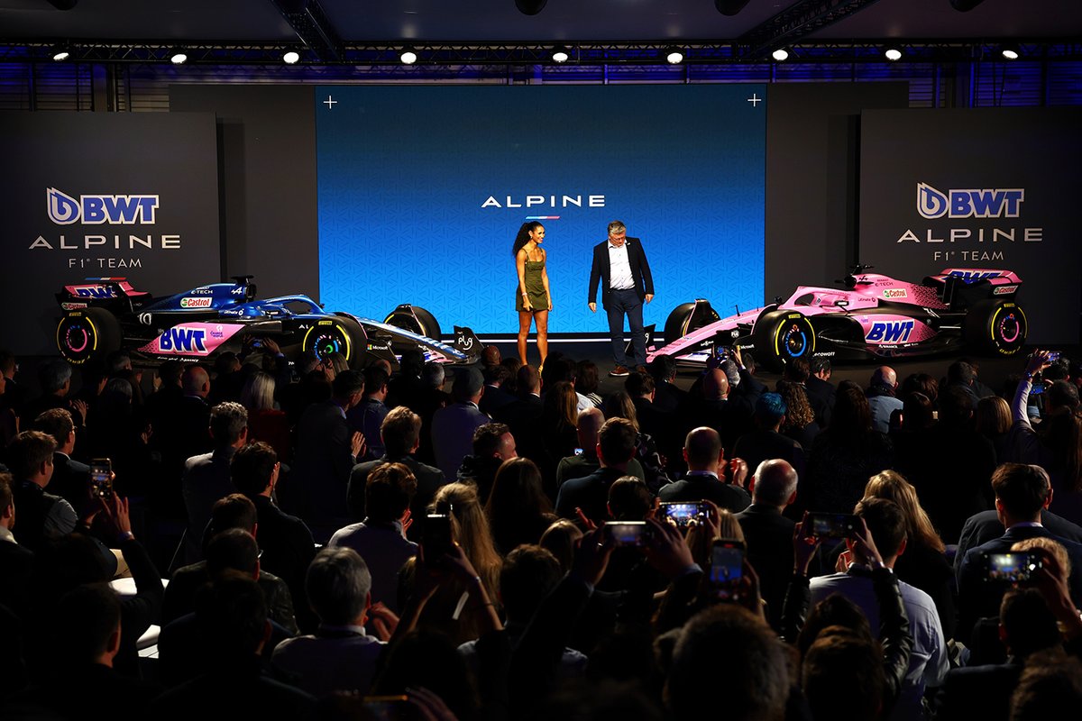 Galeri: Yeni Alpine A523