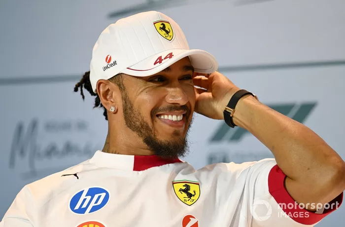 Lewis Hamilton toasts to David Beckham on football legend’s 50th birthday