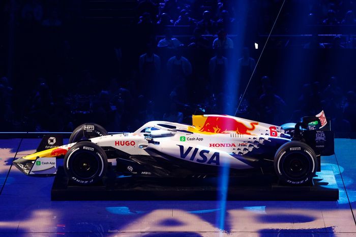 La F1 2025 si svela a Londra: ecco tutte le livree dei team
