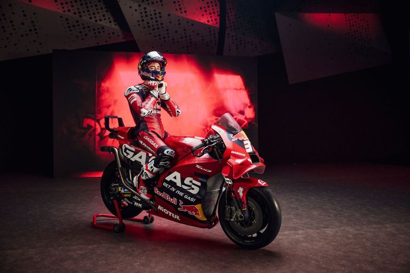 Gallery MotoGP | Ecco le KTM del team GasGas con il logo Red Bull