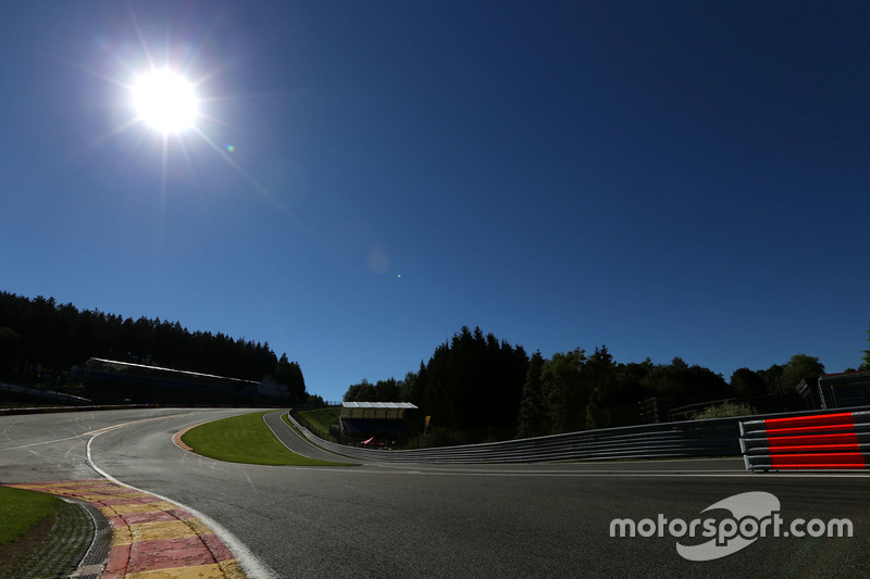 Eau Rouge, la curva preferida de los pilotos