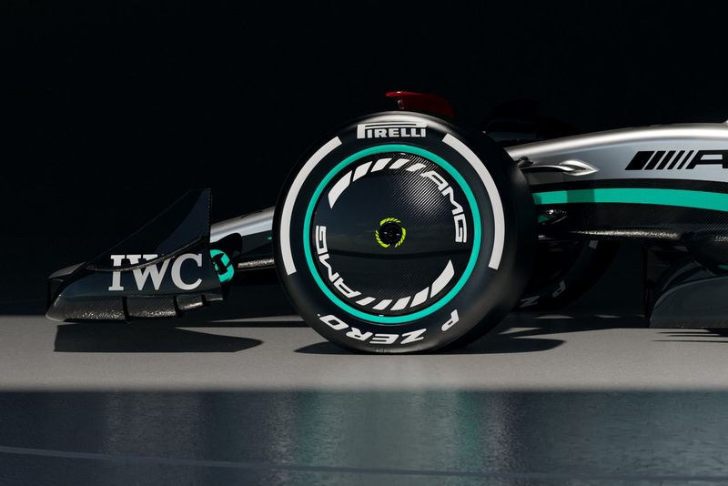 梅赛德斯发布W13，“银箭“归来 - Formula 1 新闻 - motorsport.com中文网