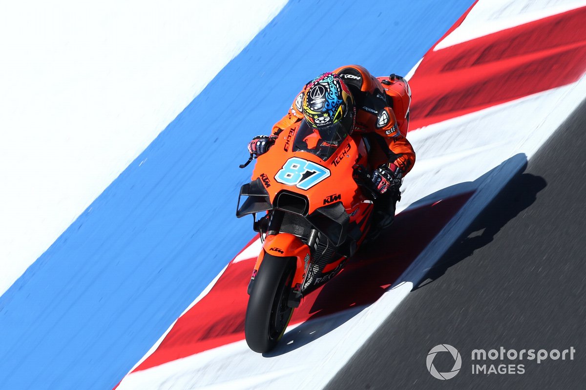 Gardner aclara la disputa con su legendario padre en redes sociales