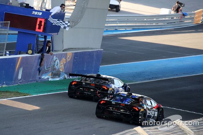 Cecotto in... agitazione: "Primo anno GT3 completo, ma felice"