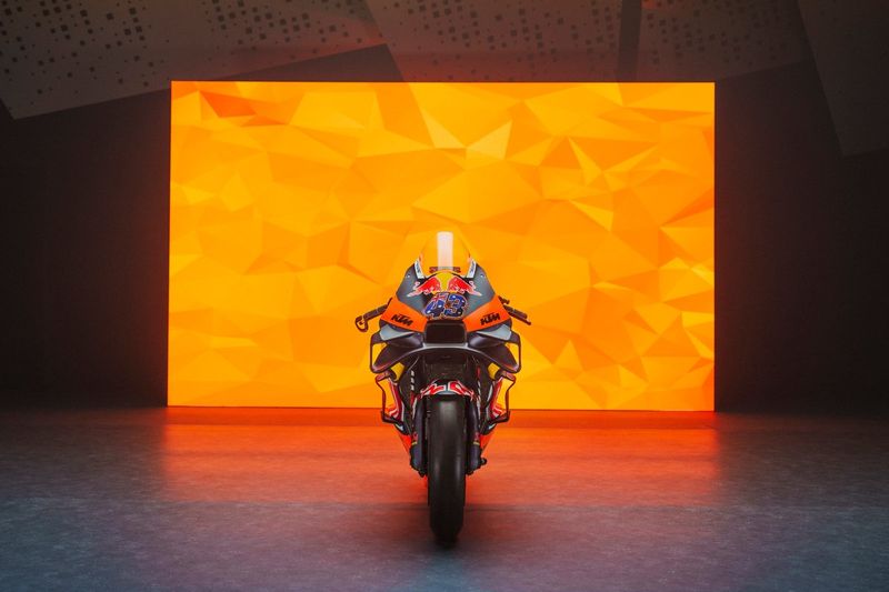 KTM, 2024 için RC16 MotoGP motosikletlerini tanıttı