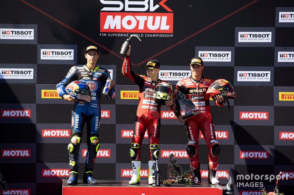 Van der Mark pakt punten in Aragon, Razgatlioglu loopt weer in