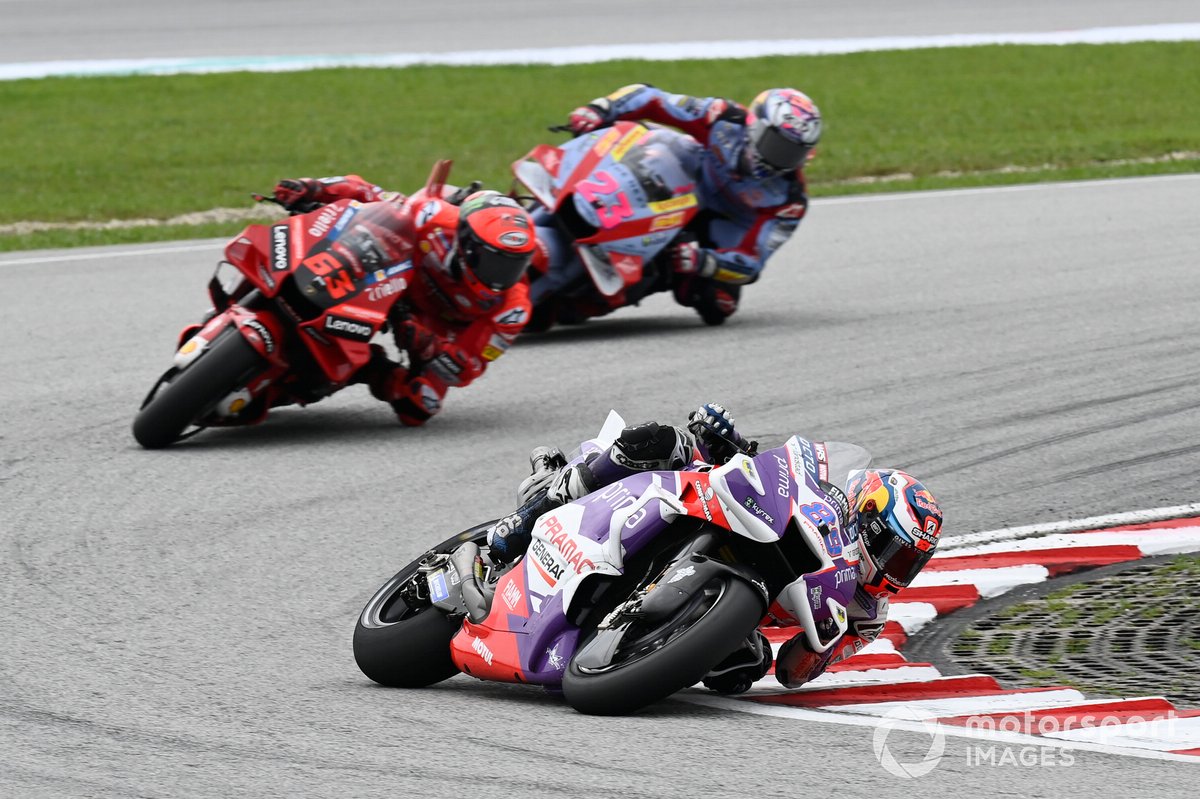 Martín: "Entré un kilómetro por hora más rápido"