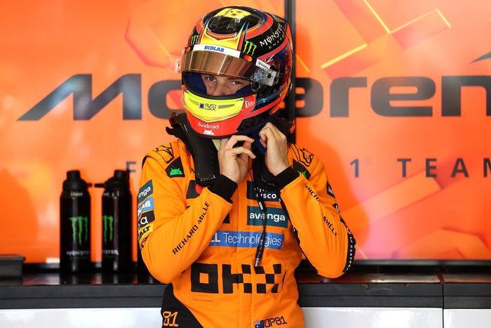 Piastri lidera la FP1 en Imola; Sainz brilla y Aston duda en el estreno de Colapinto