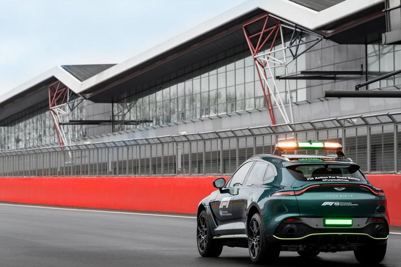 Foto's: De nieuwe safety cars voor het Formule 1-seizoen 2021