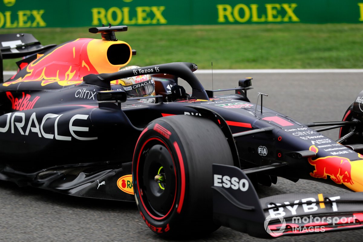 Sainz hereda la pole de Verstappen en Spa y Alonso es 3º