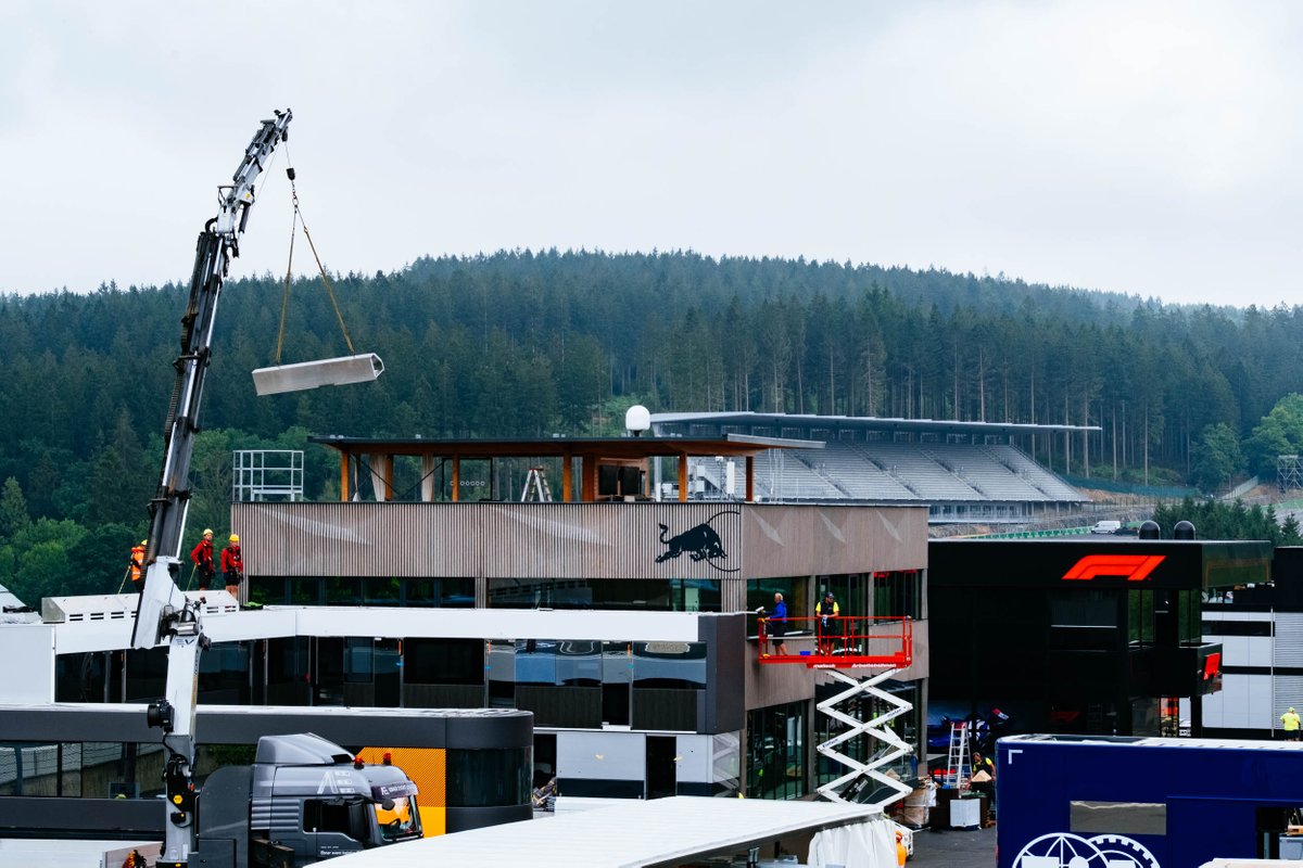 Foto's: F1-circus arriveert op Spa-Francorchamps