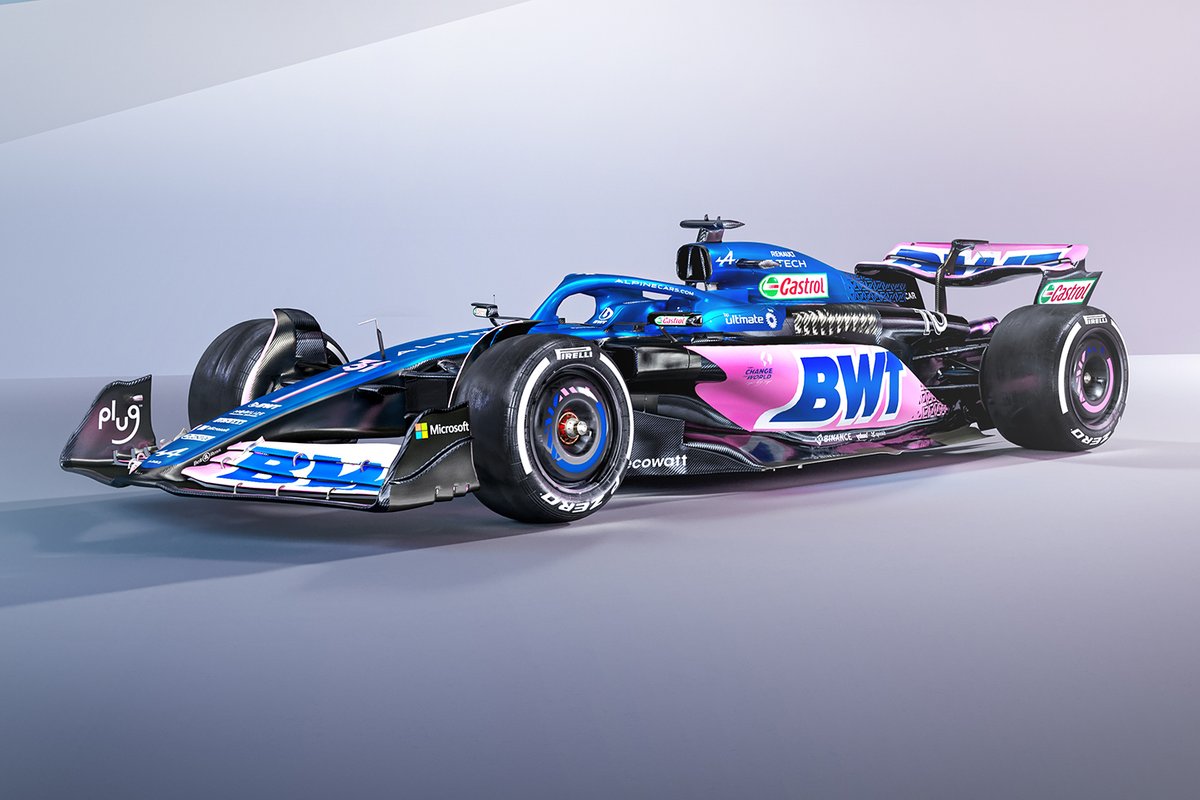 Las fotos de los Alpine A523 azul y rosa de Ocon y Gasly para la F1 2023