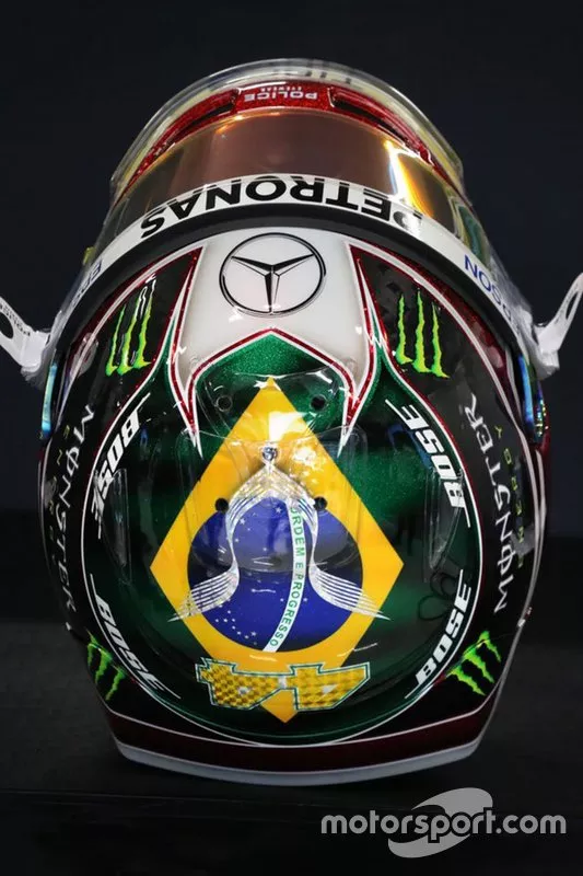 Hamilton reveals latest Senna tribute helmet