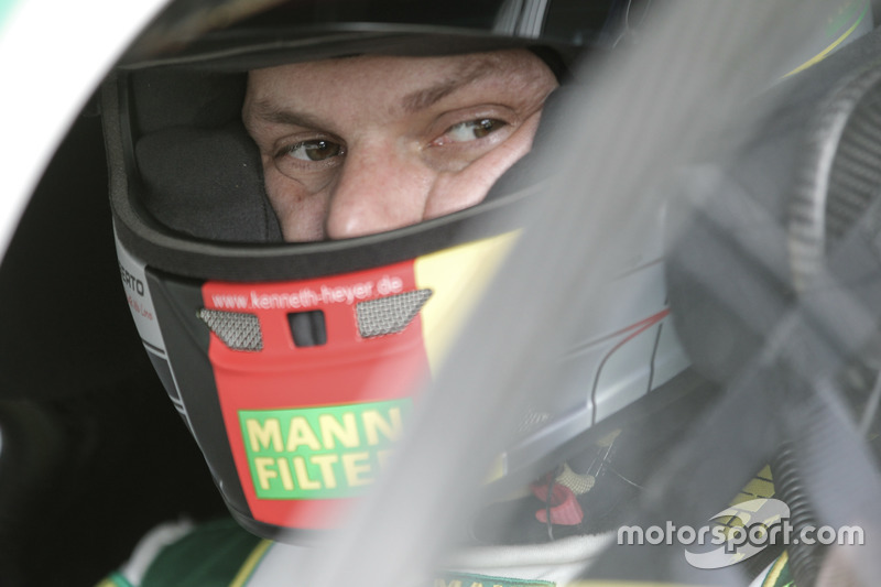 Kenneth Heyer Profile - Bio, News, High-Res Photos & High Quality Videos