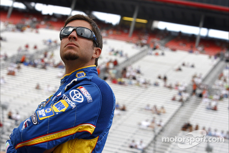 Truex Jr. brings hot streak to Atlanta