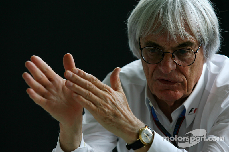 Ecclestone offers to end Melbourne contract