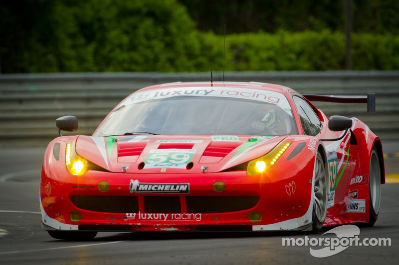 Luxury Racing puts their Ferrari F458 Italia on GT pole