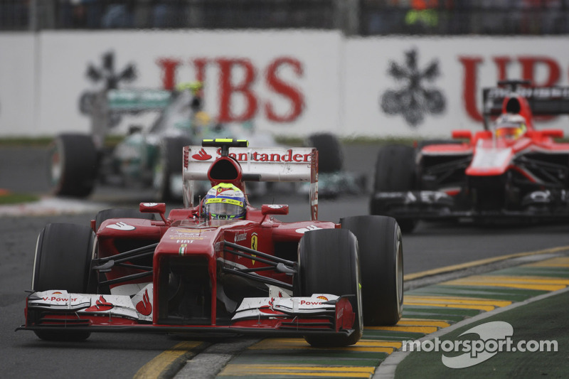 Massa wins record for longest Ferrari drought