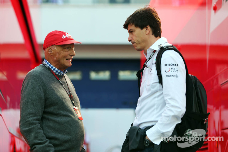 Lauda not convinced amid Red Bull cheat rumours