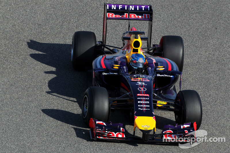 Red Bull Racing continue to struggle during pre-season testing