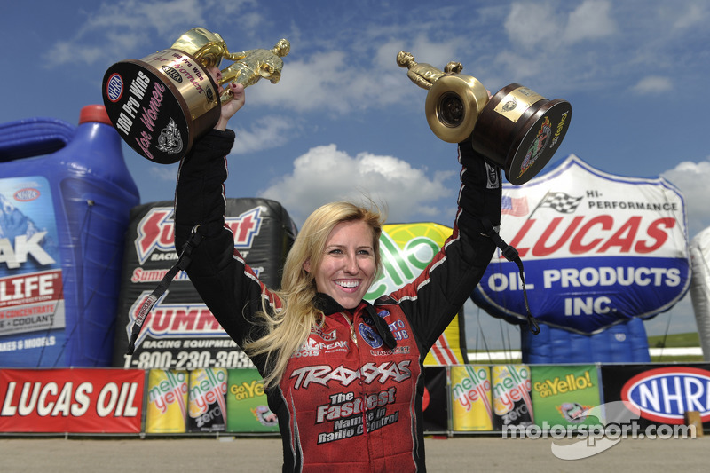 Courtney Force reflects on her 100th win for a female racer
