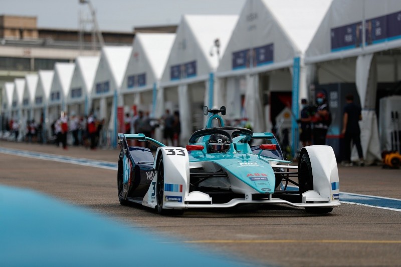 Formula E squad NIO 333 has "ambitious" targets with new powertrain