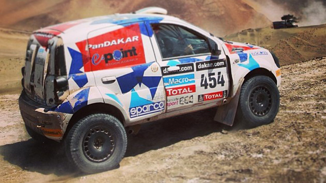 Dakar: la Panda arriva quando è ora di ripartire!