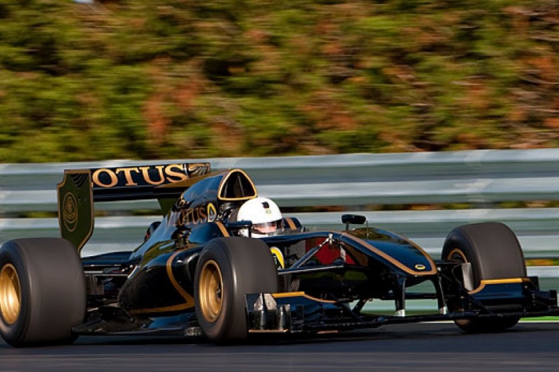 Driving the Lotus T125