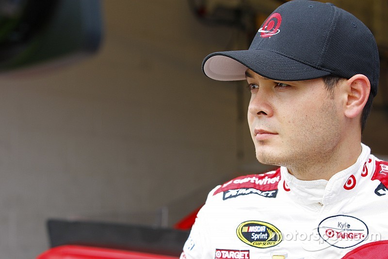 Kyle Larson is fastest in both Kentucky practices