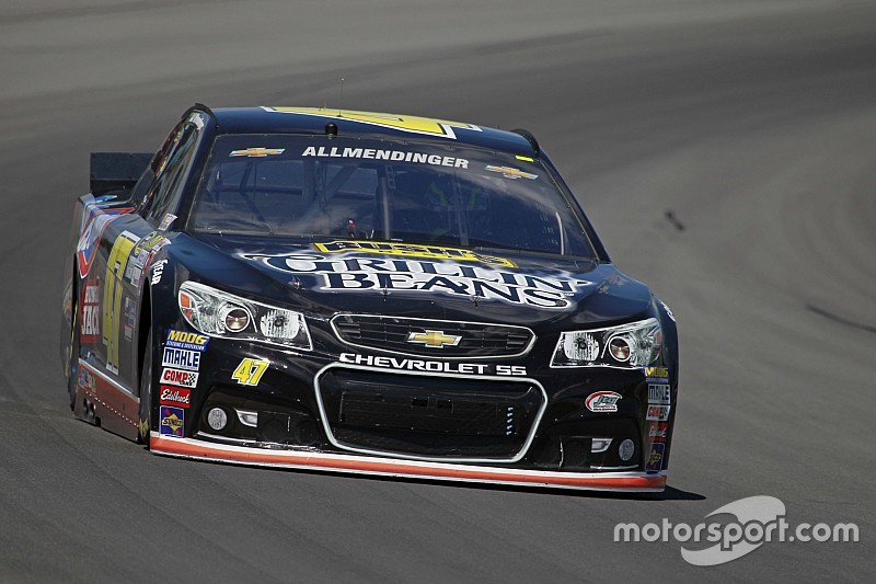 Bush's re-signs with JTG Daugherty Racing