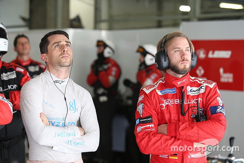 Prost, Heidfeld rue lack of competition: "We're in the middle of nowhere"