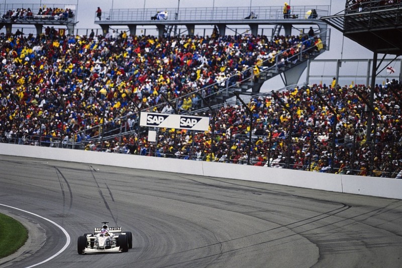 What's changed in F1 since Alonso made his 2000 testing debut