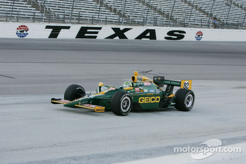 Tony Kanaan, KV Racing Technology-Lotus 82 at Texas | Canadian Edition