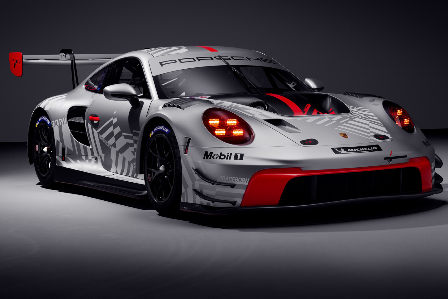GTWC | Porsche presenta il kit EVO per la 911 GT3 R, in pista dal 2026